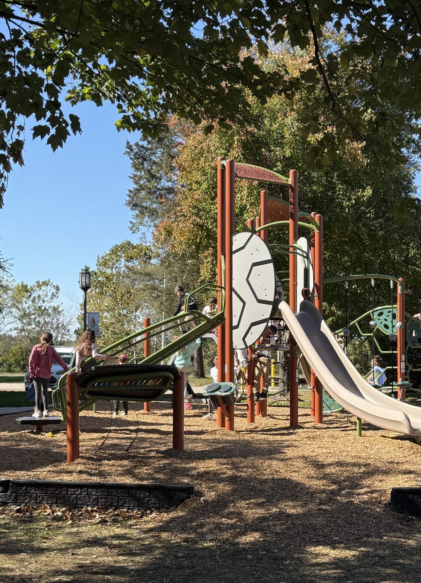 Alexander Grass Campus opens new playgrounds for students, community in ...