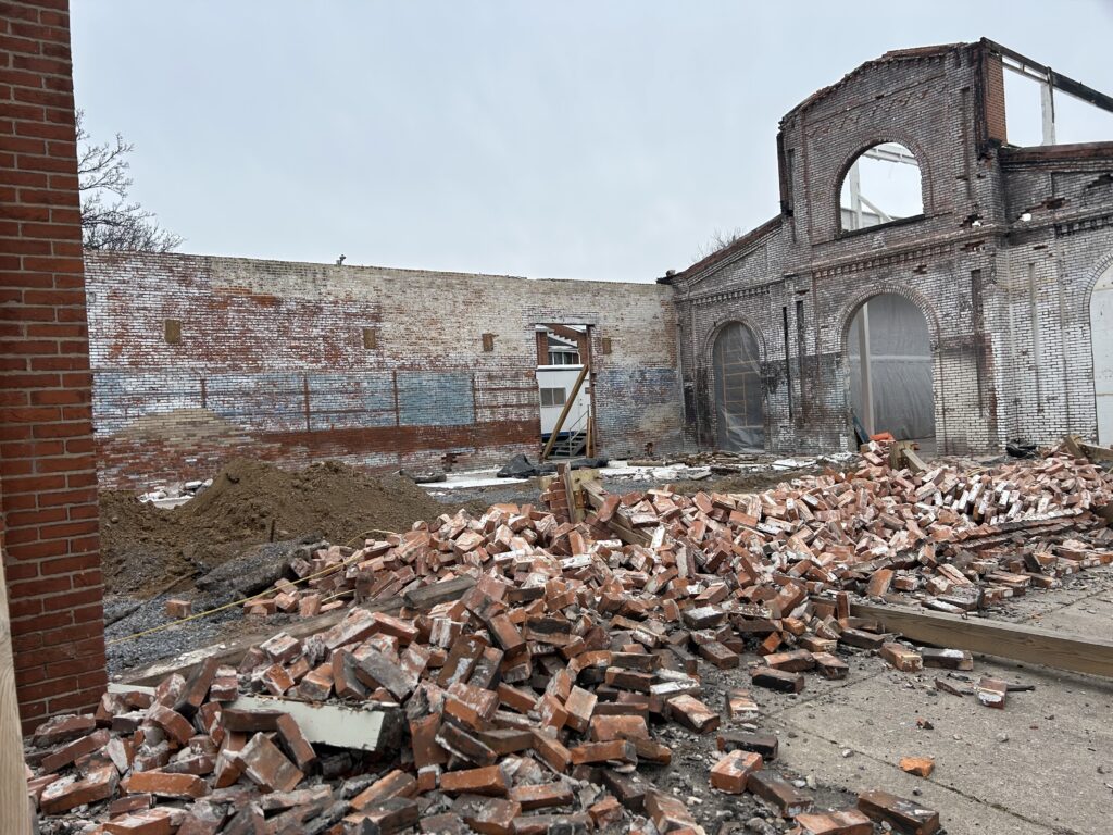 Wall of Broad Street Market's brick building collapsed, officials ...